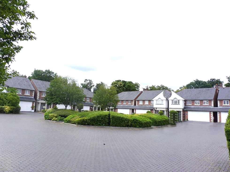 Private gated development of 5 Grade 2 Listed houses at Broxbourne golf ...