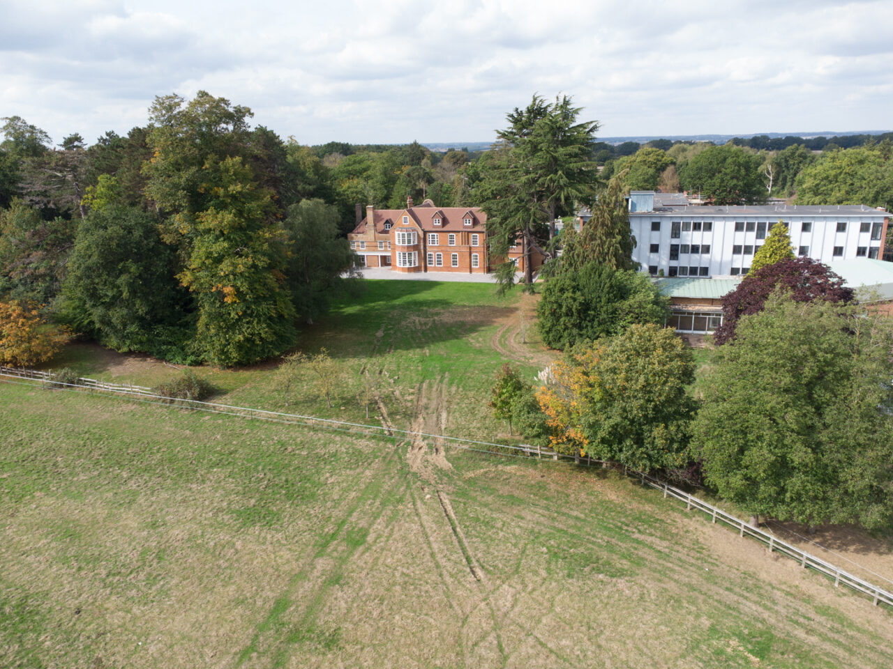 October UPDATE - NEW HOMES AT MILLFIELD PARK ESSEX