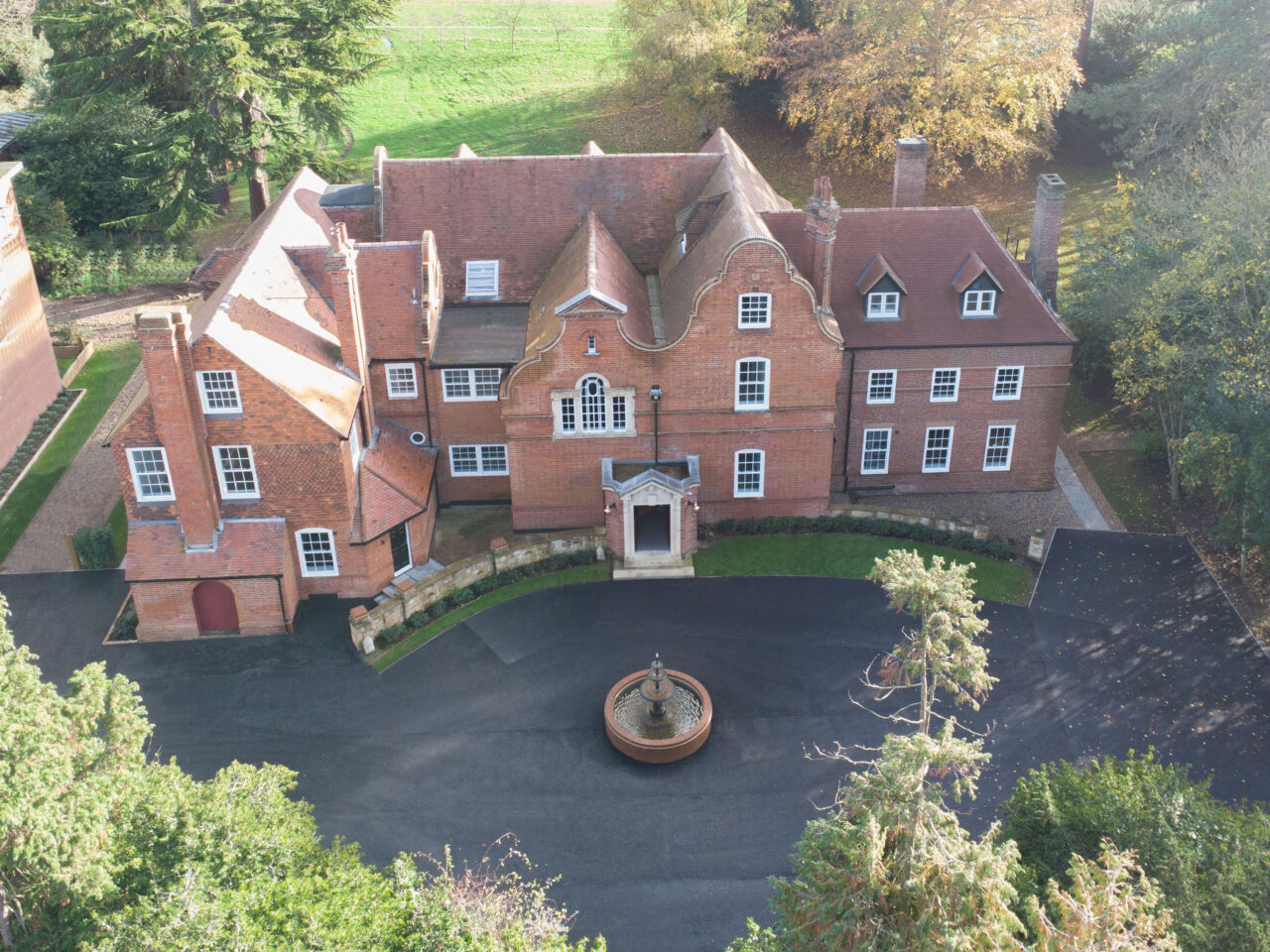 REFURBISHMENT OF MILLFIELD HOUSE | BRENTWOOD
